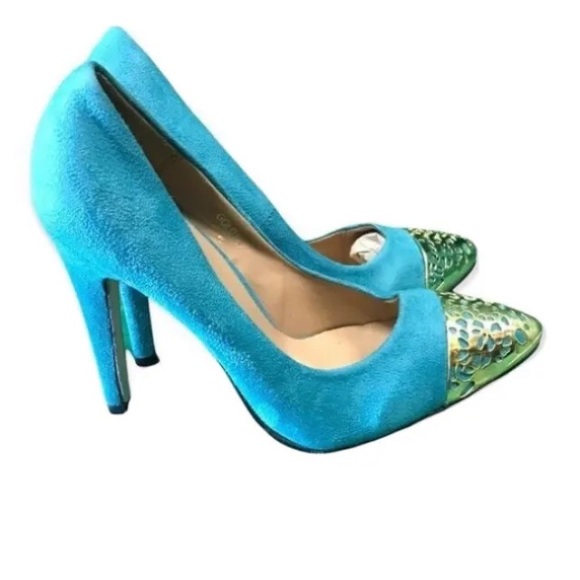 Yoki | Shoes | Yoki Goldie Turquoise Blue Pumps Gold Toe Pointed Accents Size Size 6 | Poshmark